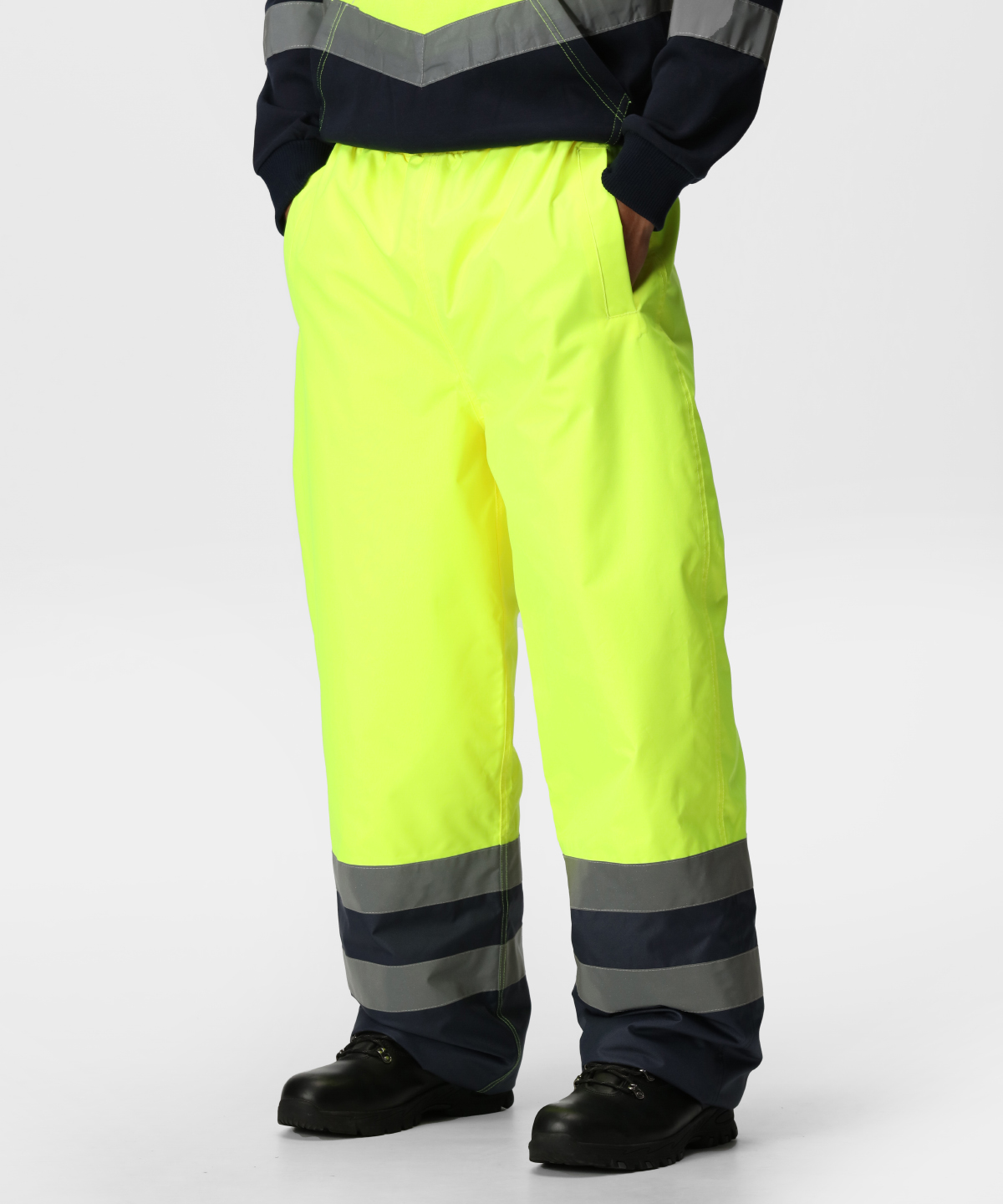 Regatta Pro Hi Viz Insulated Overtrousers